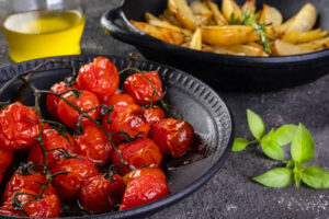 Além dos vermelhos e redondos: tomates diferentes para usar no seu dia ...
