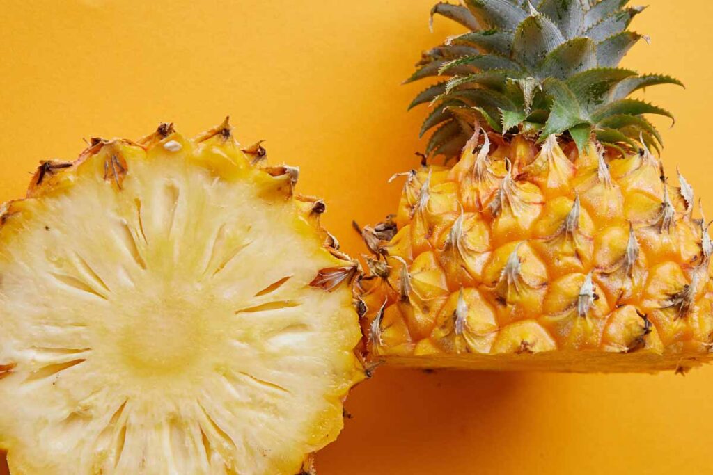 Como utilizar o abacaxi (incluindo a casca) em suas receitas ...