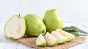 Tropical e vitaminada: como utilizar a goiaba no seu dia a dia ...